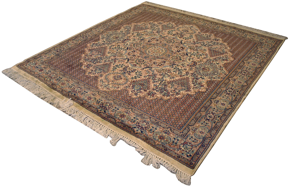 5x6.11 Kashmiri Wool Area Rug - Main Street Oriental Rugs